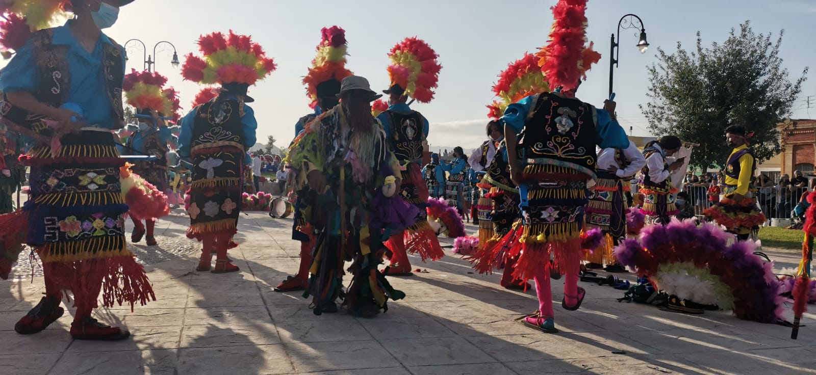 Rompen Matlachines Récord Guinness en Saltillo – A Tiempo.Tv